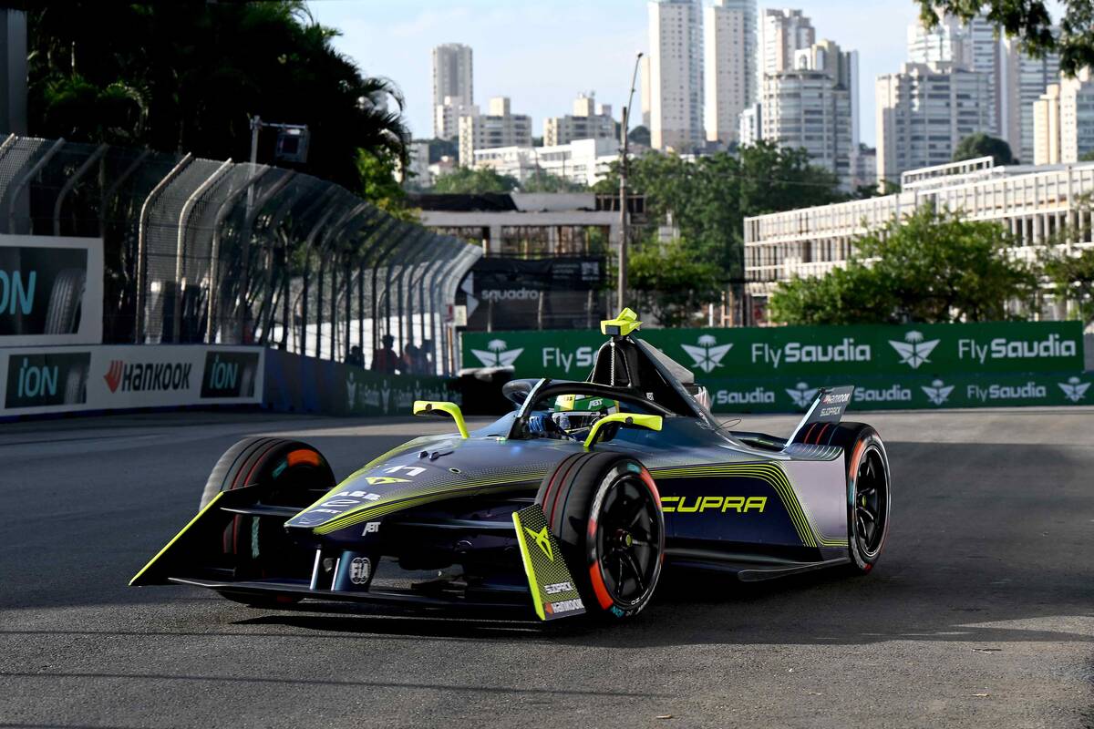 Lucas di Grassi kämpft bei Formel-E-Heimspiel lange um Punkte - Audi ...